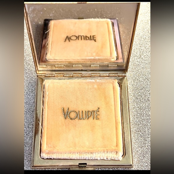 Volupte | Makeup | Vintage Volupte Goldtone Loose Powder Compact | Poshmark